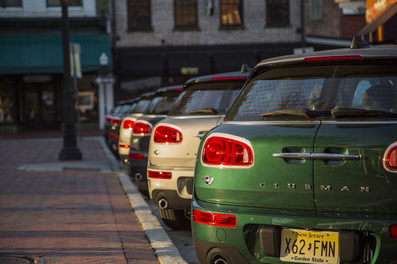 2016 MINI Clubman: MINI's Family Car – A Girls Guide to Cars