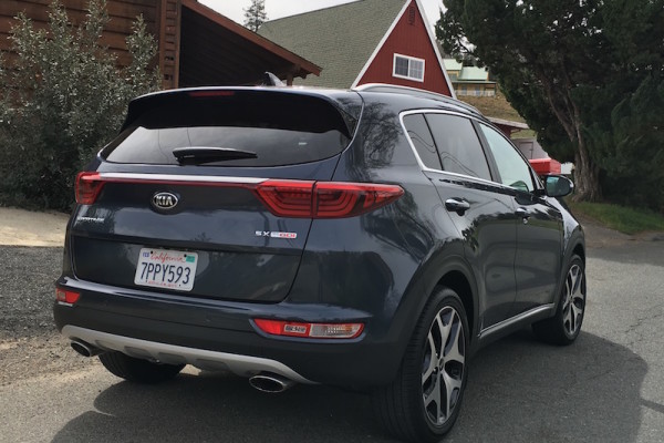 Hello, Cutie: First look at the 2017 Kia Sportage – A Girls Guide to Cars