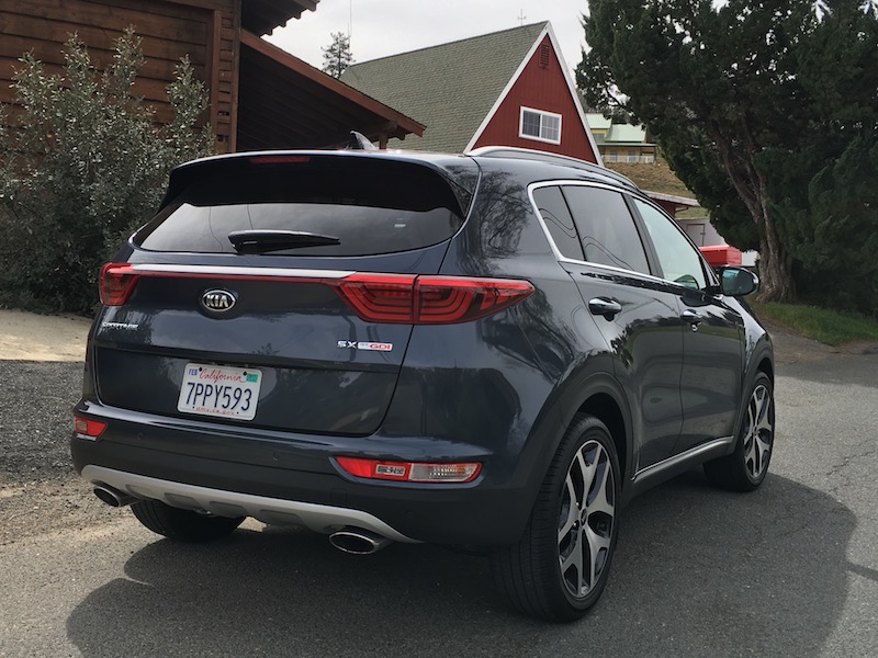 Hello, Cutie: First look at the 2017 Kia Sportage – A Girls Guide to Cars