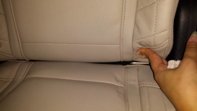 Ford Explorer Platinum 2016: The Car with Massaging Seats