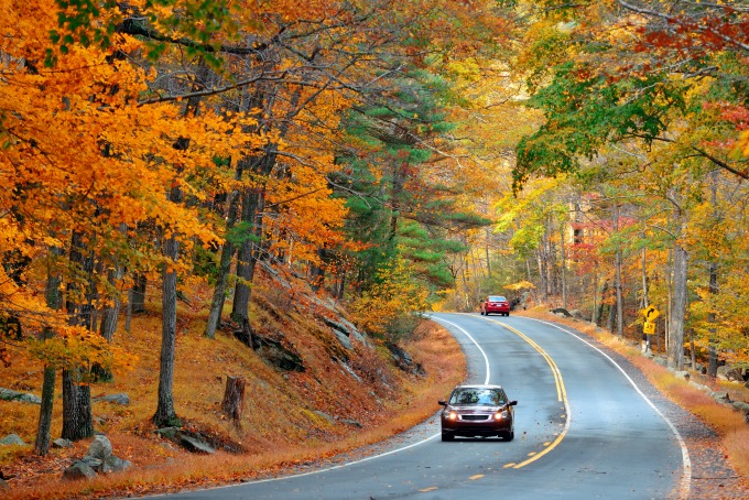 Best Fall Road Trips to See Autumn Foliage - A Girls Guide to Cars
