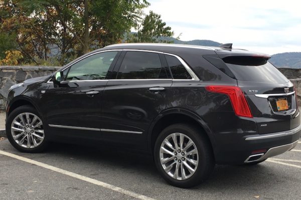 A Muscular, Commanding Luxury SUV | AGirlsGuidetoCars | Cadillac XT5