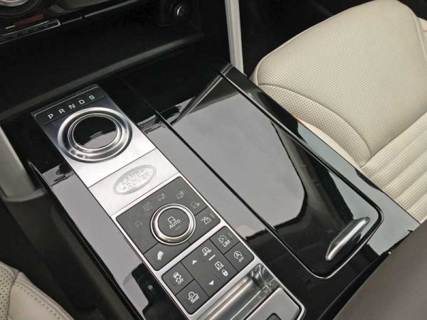 Luxury Diesel SUV ???? Has it All ????Land Rover Discovery HSE Review