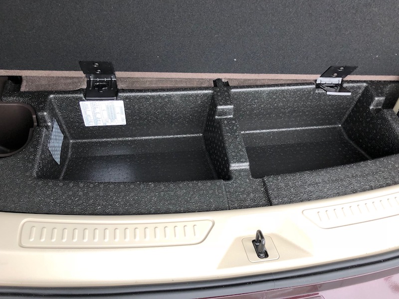 Just Can't go Minivan? A 3 Row SUV is the Answer - A Girls Guide to Cars