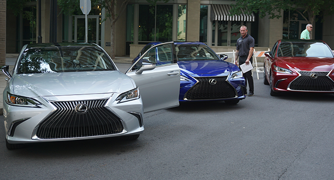 When Experience Drives You: 2019 Lexus ES Luxury Sedan- A Girls Guide ...
