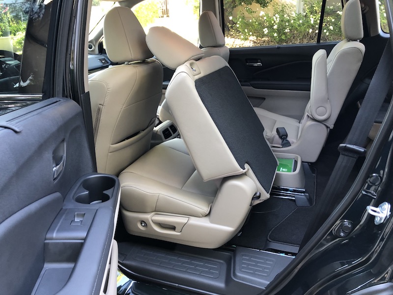 Strong, Smart, Off Road Ready: The Minivan Alternative? - A Girls Guide ...