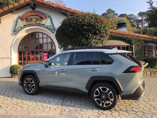 How Do You Improve the Most Popular Compact SUV? - A Girls Guide to Cars