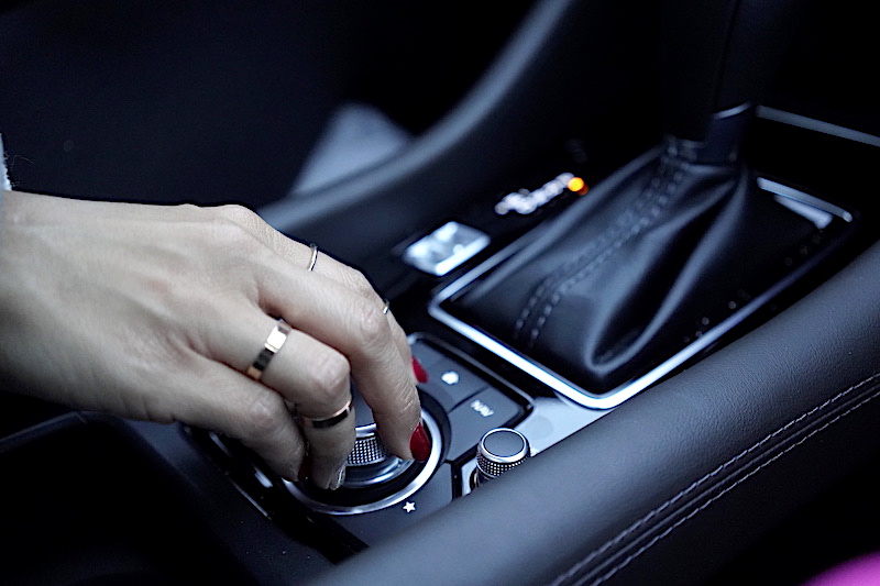 Best Luxury Car Under $40K? Mazda6 Signature Review - A Girls Guide to Cars