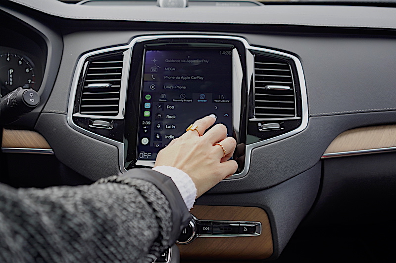 Volvo XC90Review: This Luxury SUV Makes Carpools a Breeze - A Girl's ...