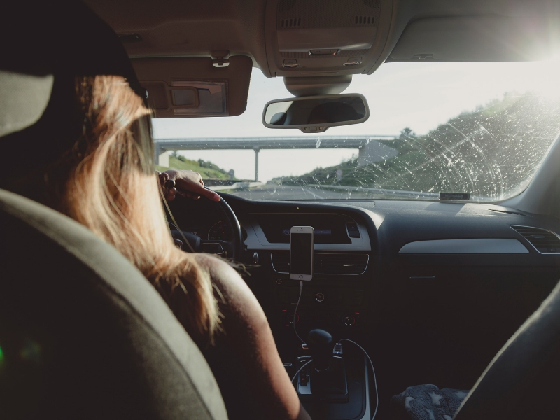 Driving Etiquette: Tips for Less Stressful Driving - A Girl's Guide to Cars