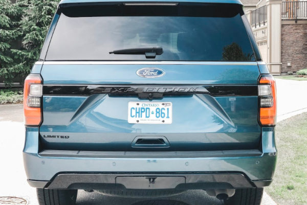 2019 Ford Expedition: This Truck is Built to Haul! - A Girls Guide to Cars