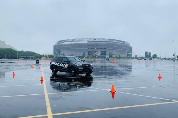 2020 Ford Police Interceptor Utility Hybrid: I Drove a Police Car! - A ...
