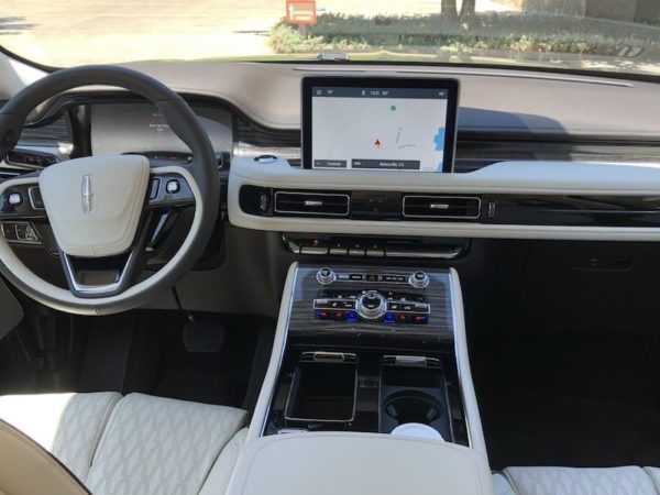 The Luxury SUV You've Been Waiting For: 2020 Lincoln Aviator - A Girls ...