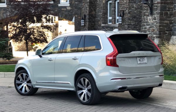 The Volvo XC90 3 Row SUV Just Got More Elegant - A Girls Guide to Cars