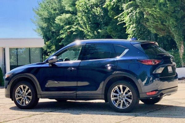 Best Small SUVs for Weekend Adventures- A Girls Guide to Cars