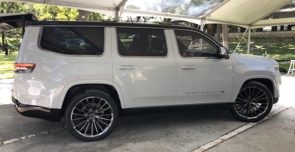 A Close Up look at the Jeep Grand Wagoneer and Wrangler 4xe - A Girls ...