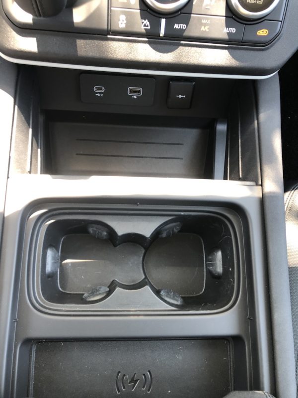 The Land Rover Defender is Back, and Yes, It's All That - A Girls Guide ...