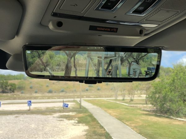 The Land Rover Defender is Back, and Yes, It's All That - A Girls Guide ...