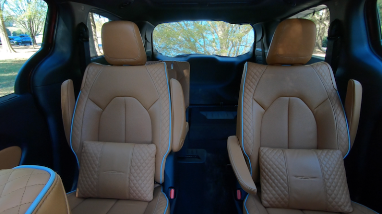 An Easier "Yes!": The 2021 Chrysler Pacifica Adds AWD - A Girls Guide ...