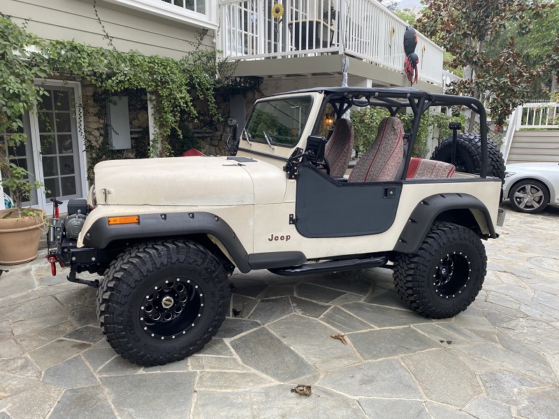 90210's Brian Austin Green on His Family Jeep - A Girls Guide to Cars