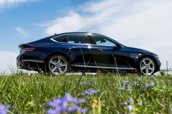 7 Luxurious Reasons to Love the Genesis G80 - A Girls Guide to Cars