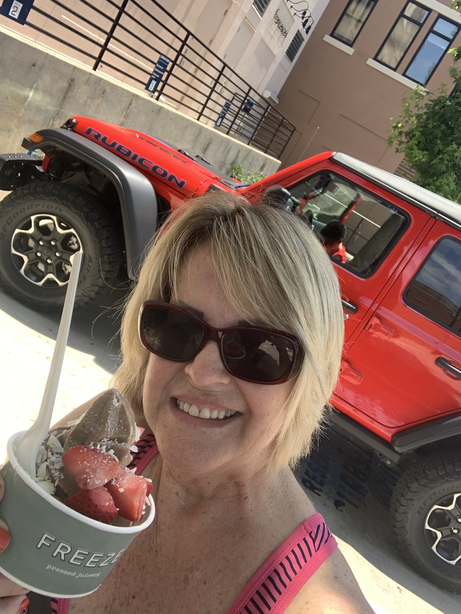 Jeep Wrangler 4xe Rubicon: Fun for the Family - A Girls Guide to Cars