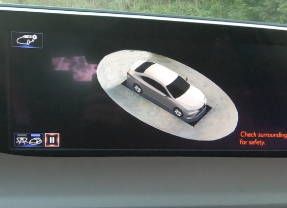 The Lexus 250 AWD ES Sedan Lets You Ditch the SUV - A Girls Guide to Cars