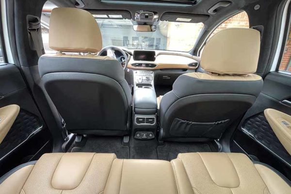 Hyundai Santa Fe: Luxury Ride, Affordable Price - A Girls Guide to Cars