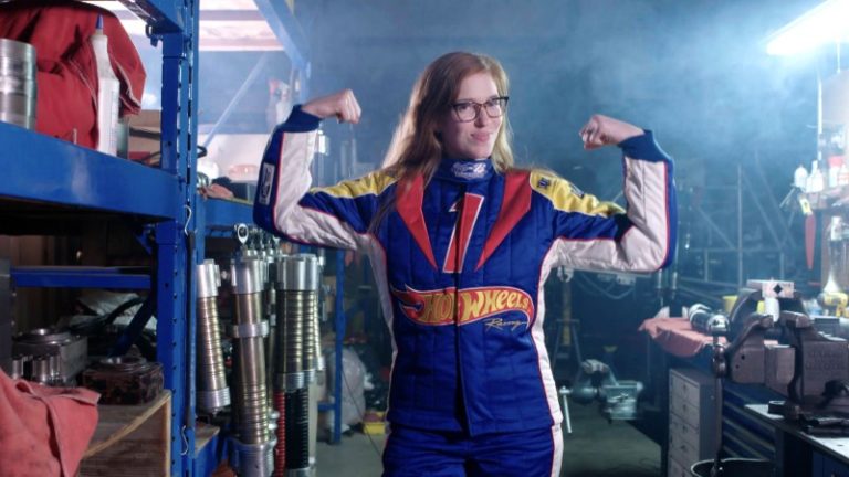 Meet the Married Couple in Hot Wheels Monster Trucks Live - A Girls ...