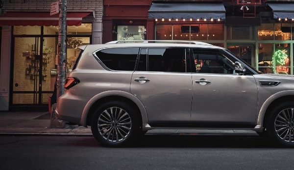 10 Full Size Luxury 3 Row SUVs for the Boss Babe - A Girls Guide to Cars