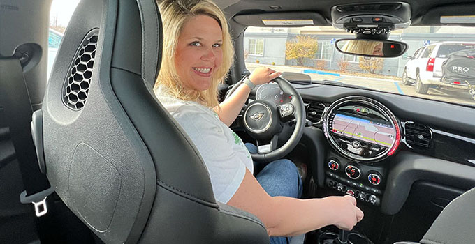 All The Reasons To Drive A Manual Transmission - A Girls Guide To Cars