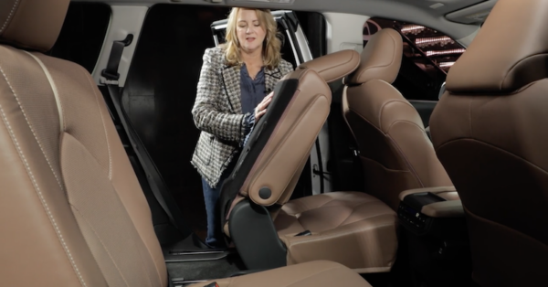 Toyota Grand Highlander Luxury 3 Row SUV: Bigger and More Powerful ...