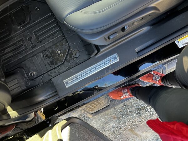 GMC Hummer EV SUV: A Kitschy-Cool EV with Functional Space, Utilitarian ...