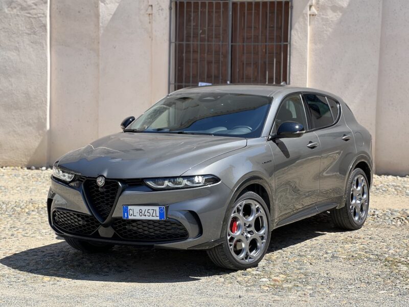Alfa Romeo Tonale Plug-in Electric Hybrid SUV First Drive - A Girls ...