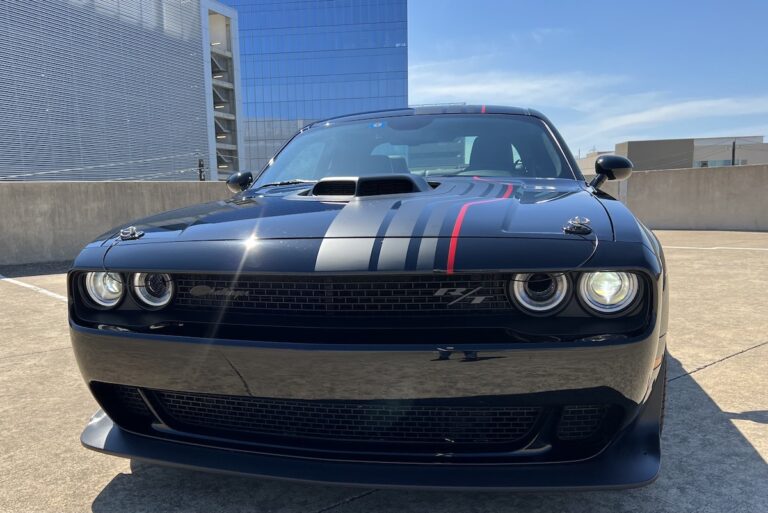 Last Call: Dodge Challenger Shakedown - A Girls Guide to Cars