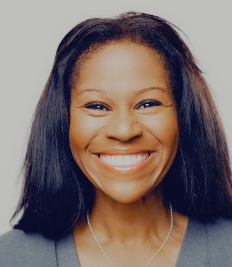 Tia Battle of Hyundai Can See the Future - A Girls Guide to Cars