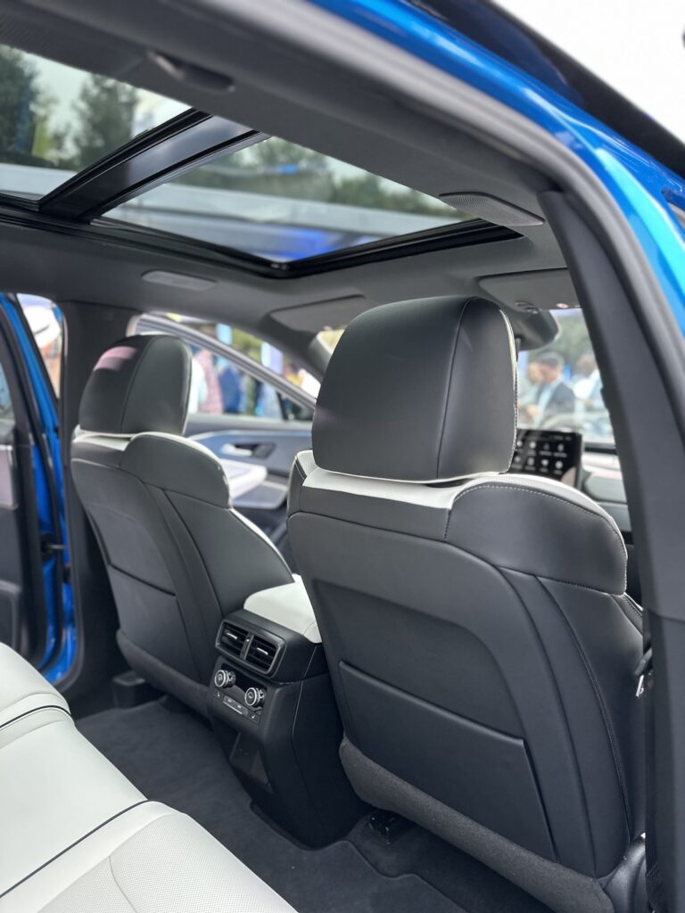 Acura ZDX Luxury Electric Car Makes a Splashy Debut - A Girls Guide to Cars