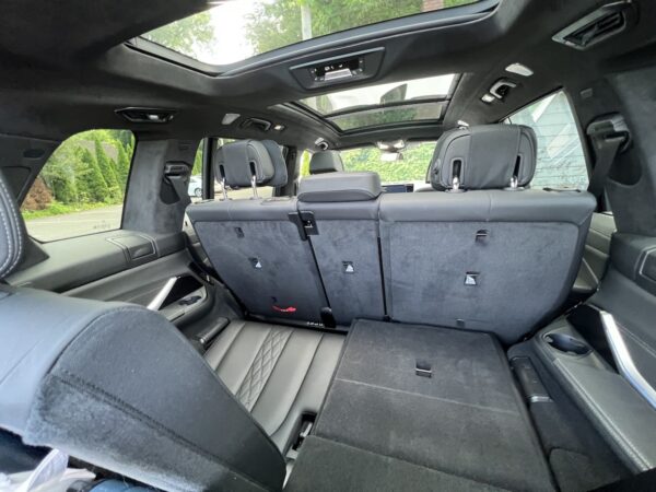 BMW X7 M60i Review, For Necessary Pampering - A Girls Guide to Cars