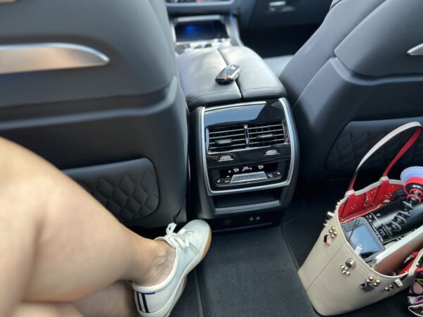 BMW X7 M60i Review, For Necessary Pampering - A Girls Guide to Cars